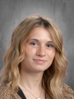 Sunday Seniors: Summer Darkow, Alexis Decker, Lexie Deitz, Drew Earnest ...