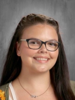 Sunday Seniors: Chloe Kroenlein, Andrew Kuhl, Laura Kuhl, Makai Kuhn ...