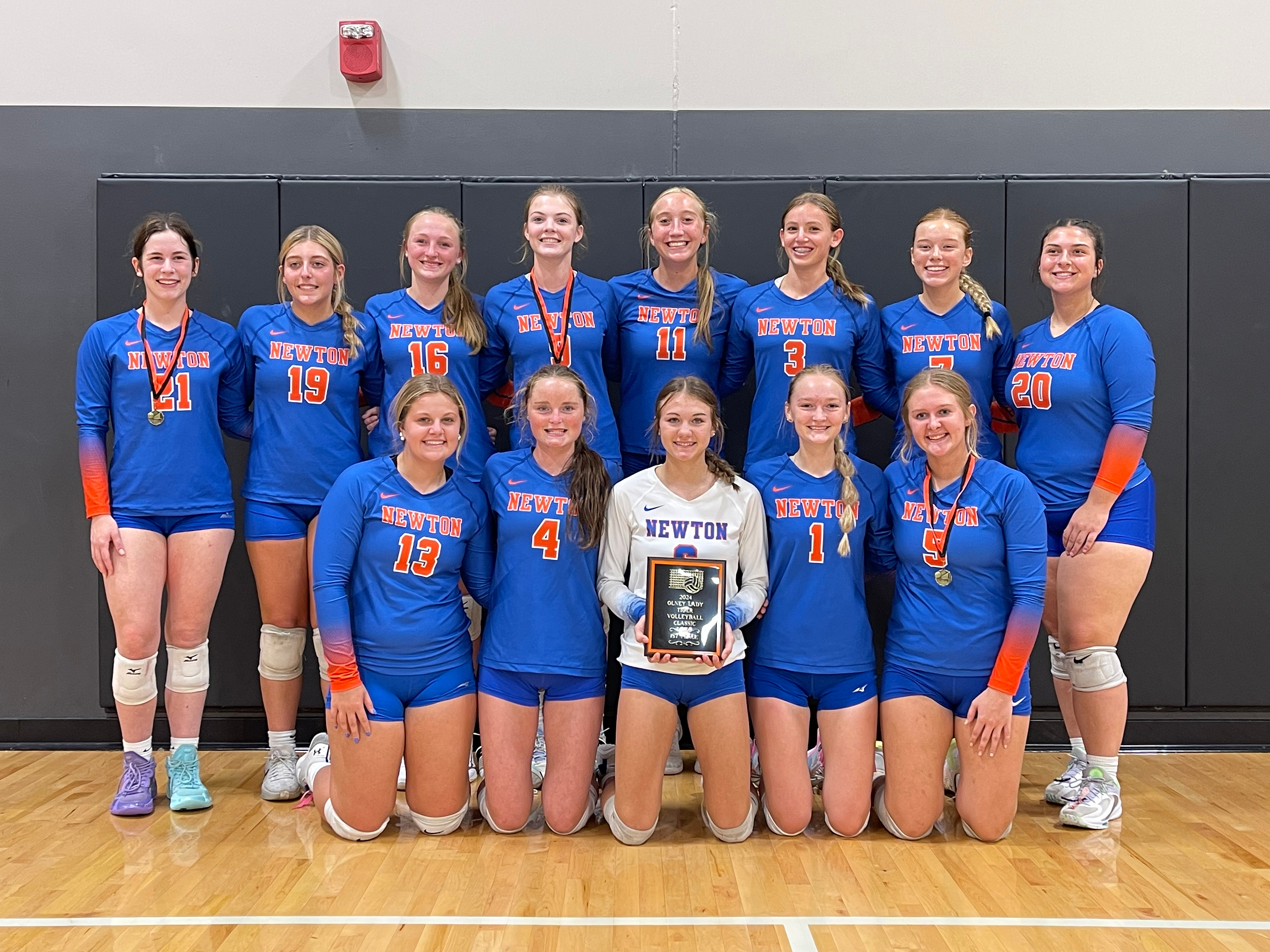 Lady Eagles Win Olney Volleyball Tournment – Jasper County Daily News