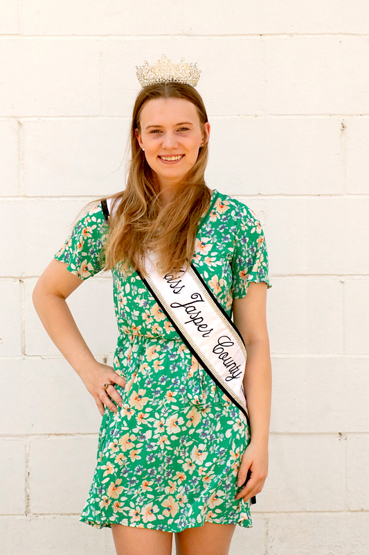 Jasper County Fair Queen Pageant: Jr. Miss Contestants and Reigning ...