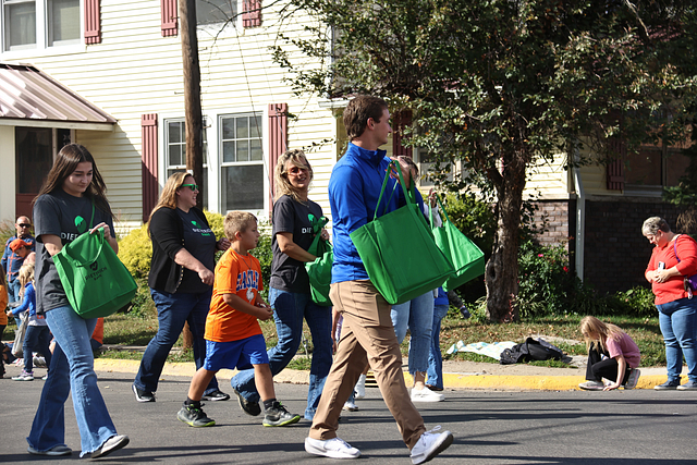 Homecoming Parade Part One of Two – Jasper County Daily News