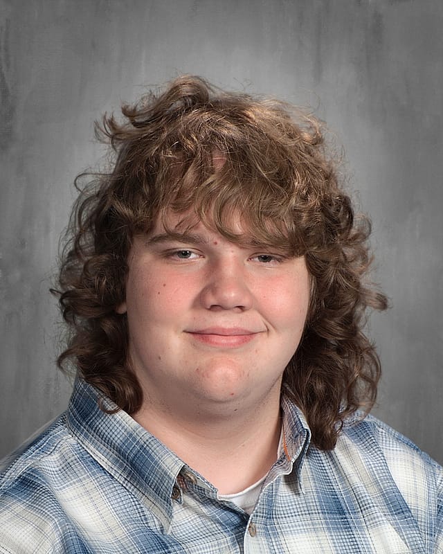 2023 Sunday Seniors: Cierrah Utley, Dominik Utley, Tayler Utley, Samuel ...