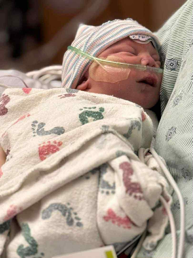 Oakley Mae Perry, infant daughter of Matthew Brandon Perry and Braylin ...