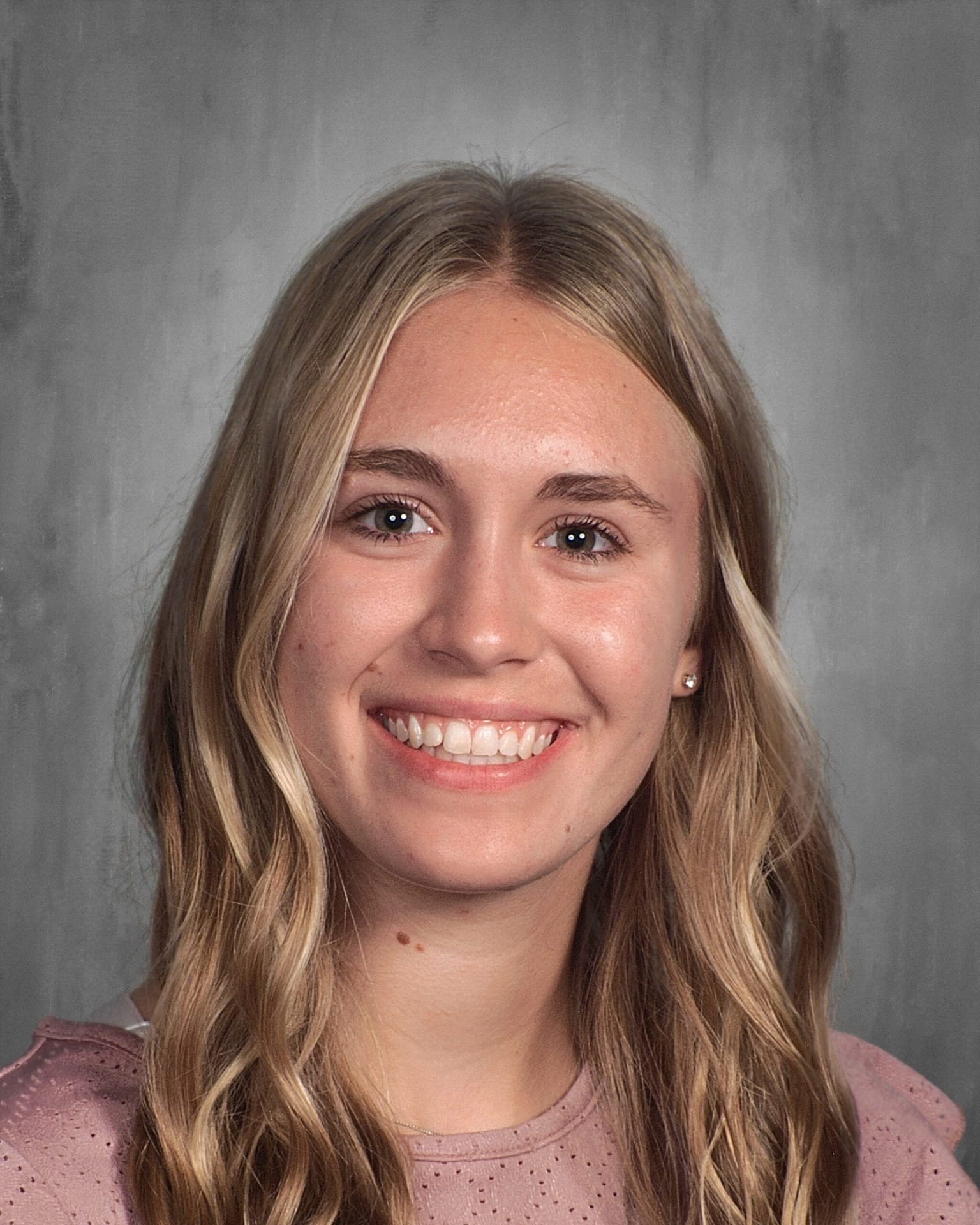 2023 Sunday Seniors: Elizabeth Weddell, Kyah Weiscope, Jorja Whitaker ...