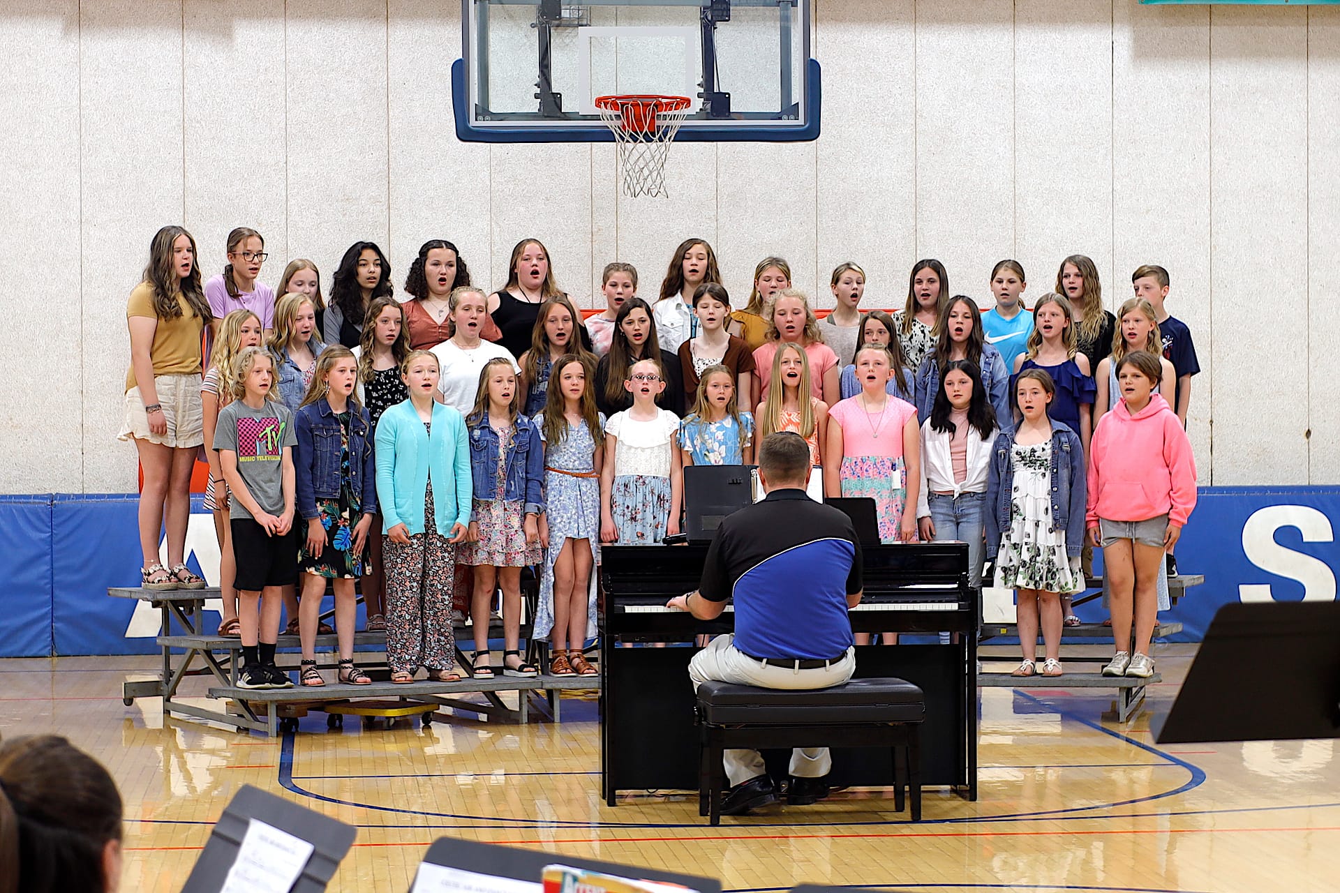 5th and 6th Grade Spring Concert: Photo Gallery – Jasper County Daily News