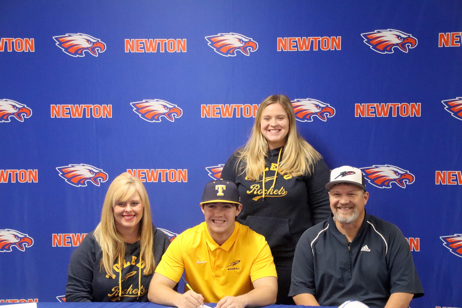 Isaac Flowers Signs with the University of Toledo Baseball Team ...